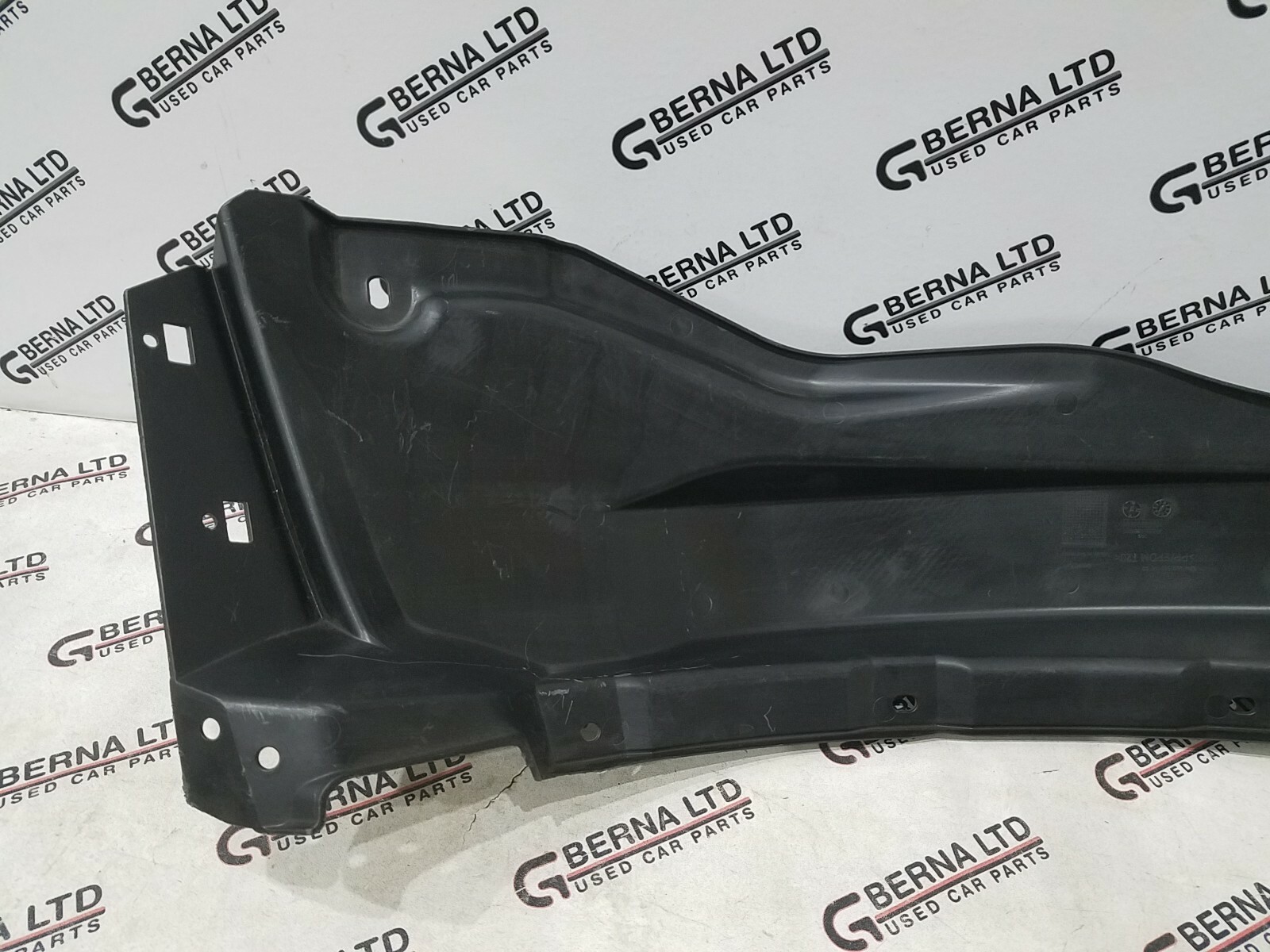 MERCEDES-BENZ ACTROS MP4 1845 L Front Right Inner Fender Lining ...