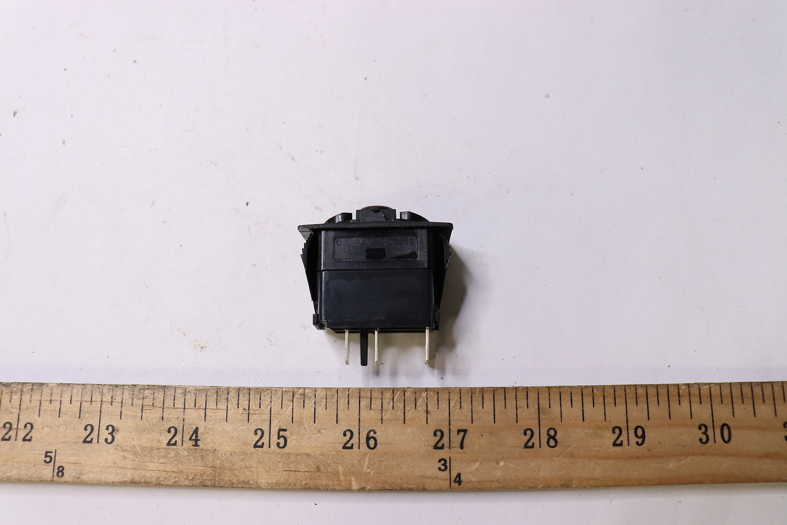 EZGO 630089 / Carling Technologies 5105059 20a 12v Switch for sale ...