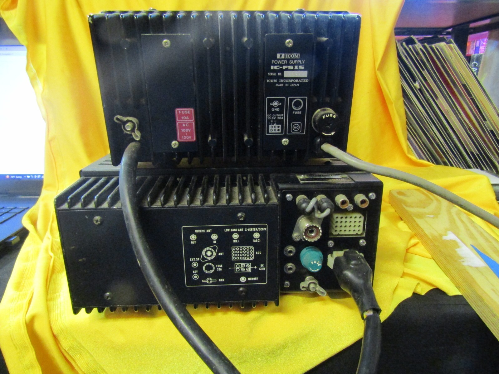 ICOM IC-720A All Band Radio Transceiver & ICOM IC P515 POWER SUPPLY HAM ...