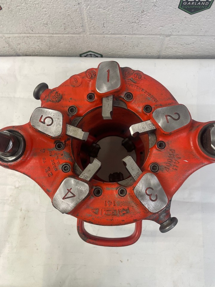 Ridgid 141 Pipe Threader, Receding Geared Threader, 2 1/2”-4” Jam Proof ...