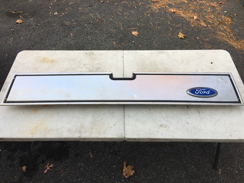 NICE 83-92 Ford Ranger Late Tailgate Trim Infill Finish Panel OEM w ...