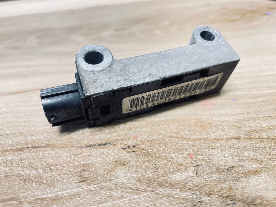 Nissan pathfinder Xterra frontier front crash sensor oen e83 | eBay