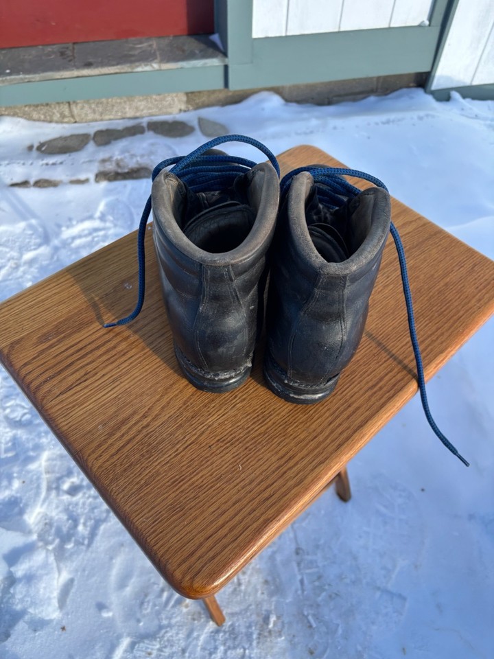 Merril Telemark Ski Boots size 44 (10 ½) | eBay