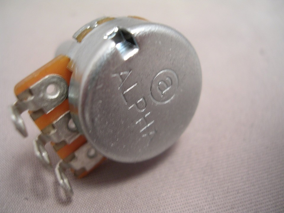 Alpha B50K Mini Pot, Linear Taper .260" Bushing, Solid Shaft-FAST USA ...