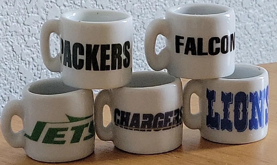 NFL Football Teams Miniature Ceramic Coffee Mugs Team Logo Cups - Lot ...