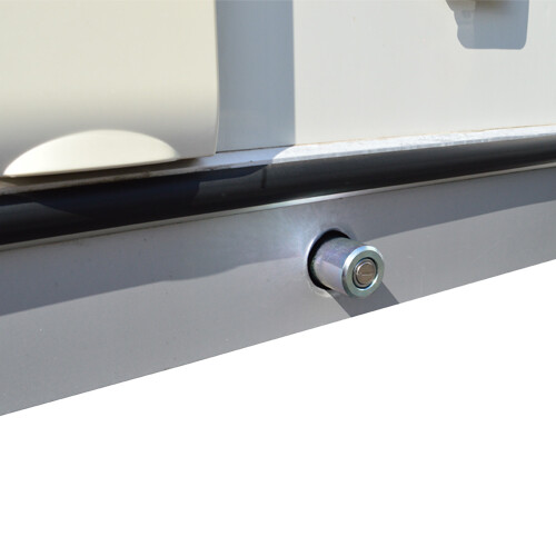 New Maypole Stronghold Heavy Duty Caravan Leg Corner Steadies ...