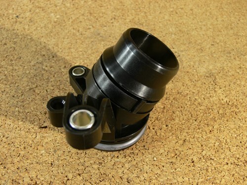 GENUINE LAND ROVER BOTTOM RADIATOR HOSE CONNECTOR LR4 RANGE ROVER SPORT ...