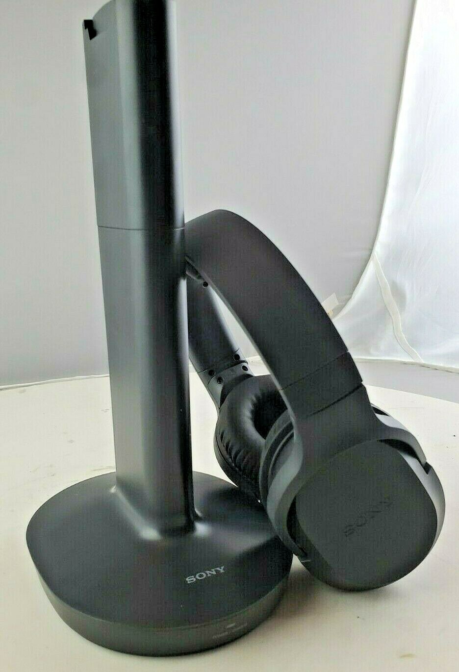 Sony WH-RF 400 Wireless Home Theater Headphones (Headphones & Charge ...