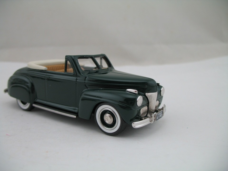 Durham Classics 1:43 Model DC-15C: 1941 Chevrolet Convertible, Top Down ...