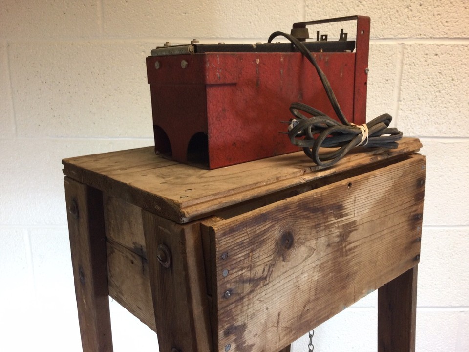 Vintage Lyon Chicken Debeaking Machine Poultry Beak Cutting Removing ...