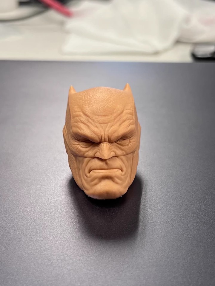 1/6 Unpainted Dark Knight Returns Old Bruce Wayne Head Carving Sculpt ...