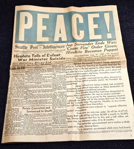 WWII Complete Original Aug. 1945 PEACE! JAPAN SURRENDER Newspaper 2 ...