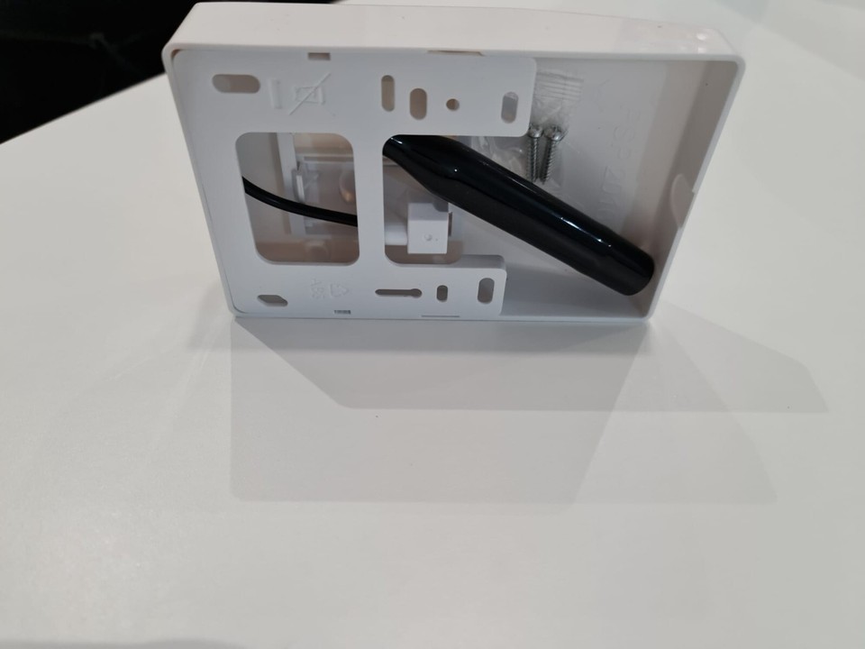 New Virgin Media White Internal Wall socket 45* + Isolator for TiVo TV ...