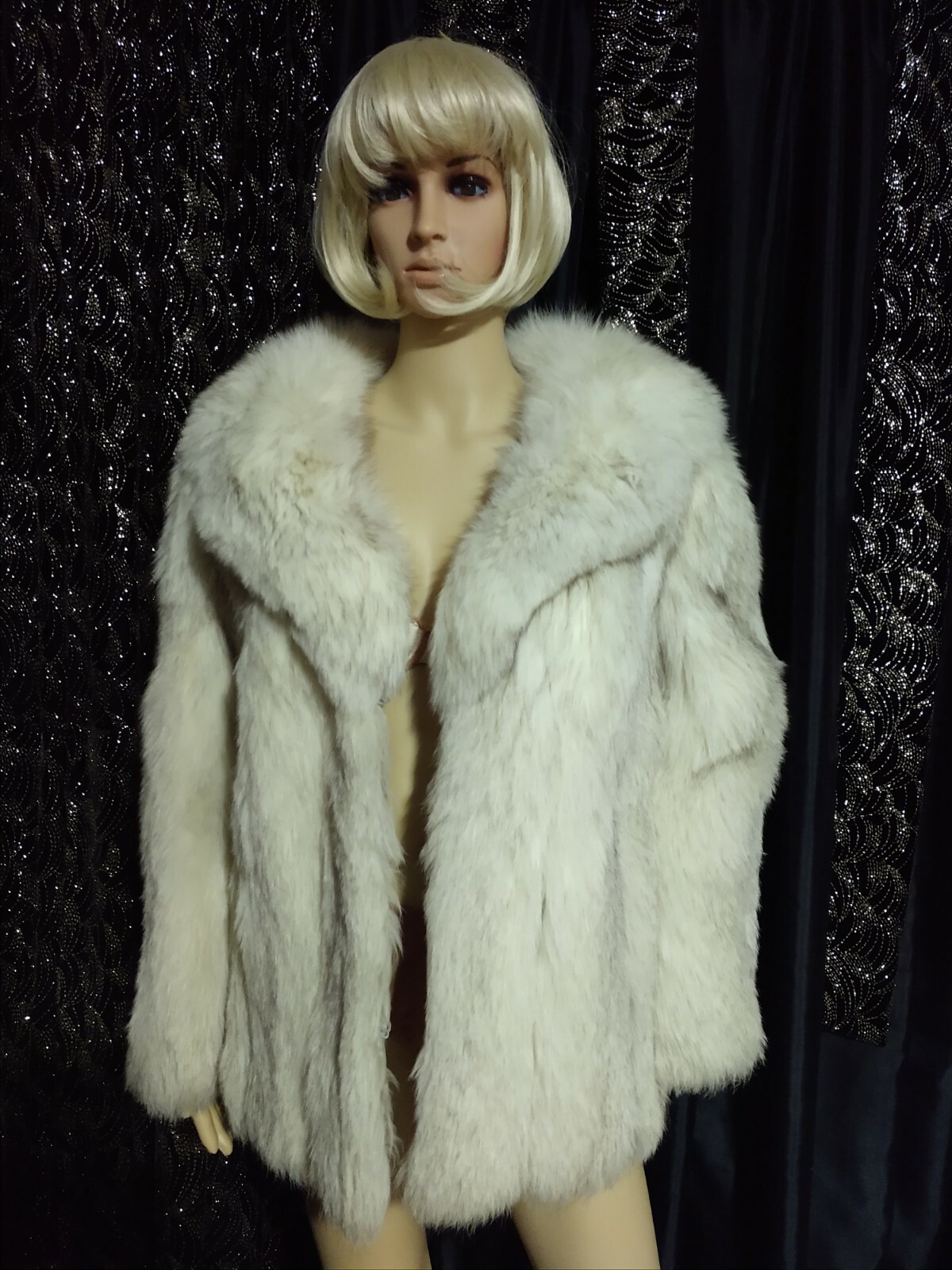 Fur Coat Silver Fox w/ Leather Between Full Pelts Acr… - Gem