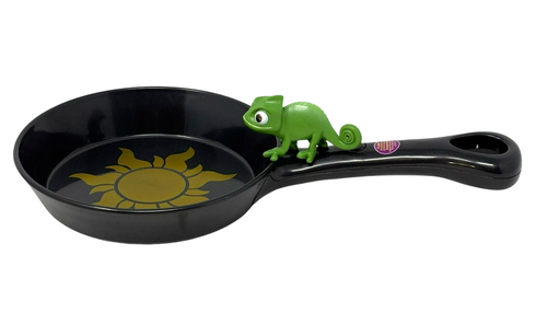 DISNEY Rapunzel Paschal Tangled Frying Pan VIDEO Sizzling Clanking ...