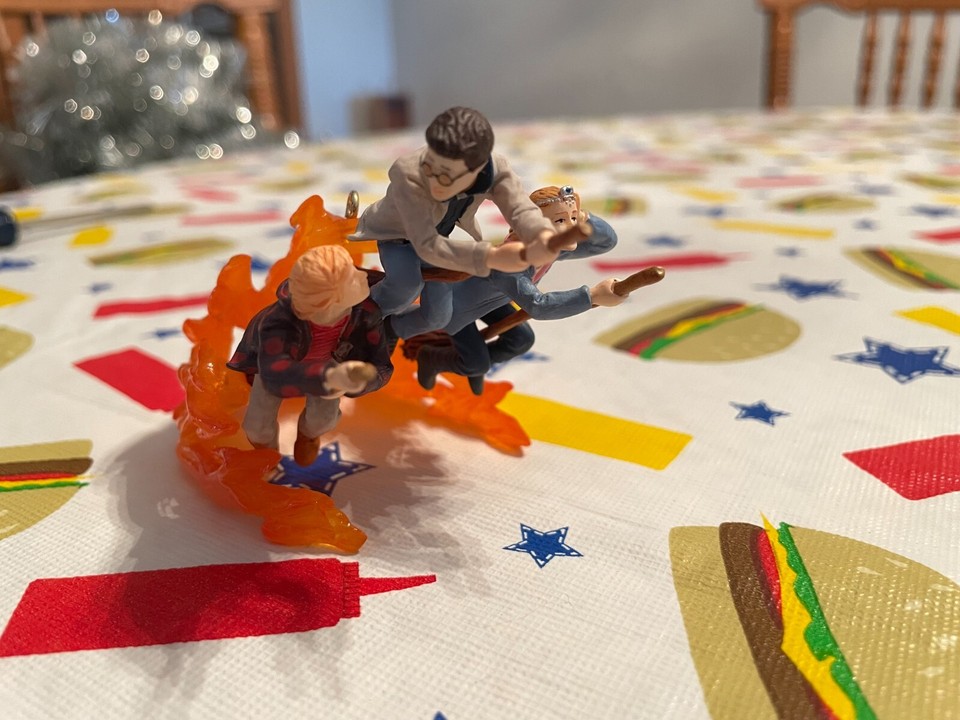 Hallmark Keepsake Ornament Harry Potter Fleeing the Fiendfyre 2011 | eBay