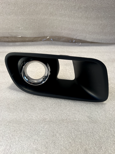 GOOD USED 2012-2014 DODGE CHARGER CHROME FRONT RH FOG LIGHT BEZEL OEM ...