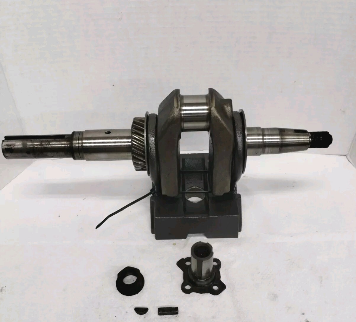 KAWASAKI FC540V Crankshaft Assembly Counterweight 17 HP John Deere 260 ...