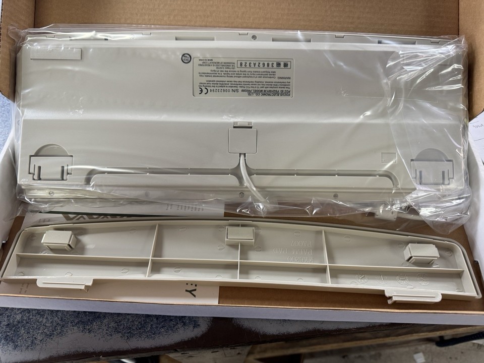 Vintage Focus Electronics FK-6200 Computer Keyboard PS/2 Clicky New Old ...