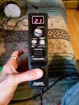 Realistic TRC-412 40 Channel 2 Way Emergency CB Citizens Band Radio ...