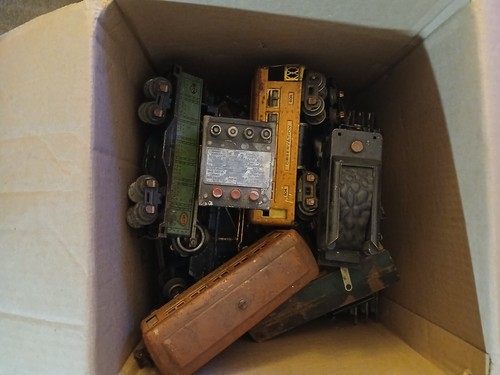 vintage Lionel train set with track and controller | eBay