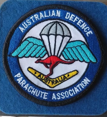 AUSTRALIAN DEFENCE PARACHUTE ASSOCIATION PATCH | eBay Australia