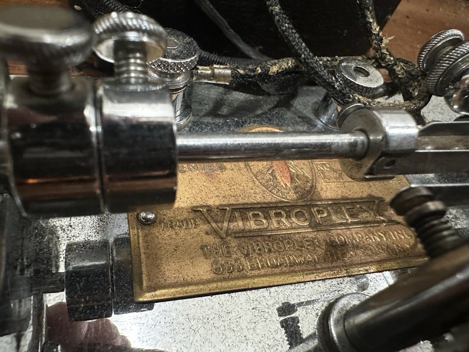 VIBROPLEX TELEGRAPH EQUIPMENT AND CASE. Morse Code, Bug, | eBay
