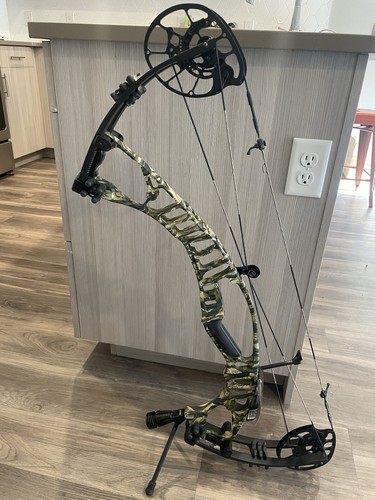 Hoyt VTM 34 - Origin Raptor/Black - 27-30” - 70-80lbs - RH | eBay