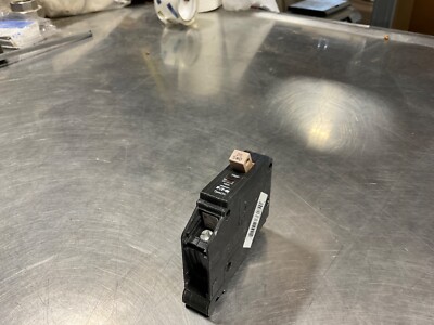 Eaton Cutler Hammer Circuit Breaker 20 Amp CHF120 USED | eBay
