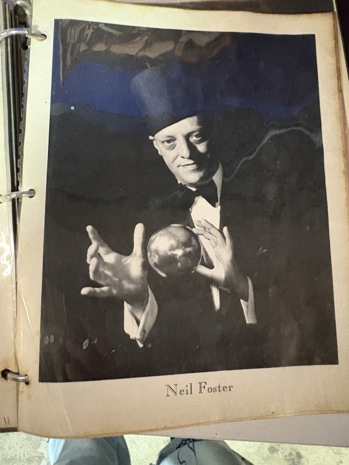 Large Lot Assorted Vintage Collectible Magic Paper Ephemera, Magician ...