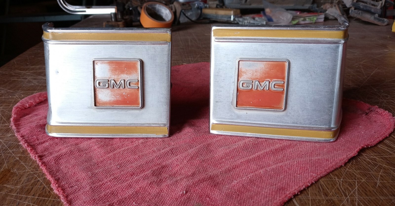 Coins garniture cabine origine pour camion GMC 1986-91 LH/RH bon état ...
