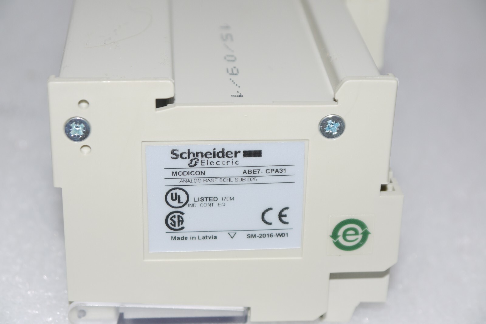 SCHNEIDER ELECTRIC ABE7-CPA31 PV01 8-CHANNEL ISOLATED ANALOG INPUT ...