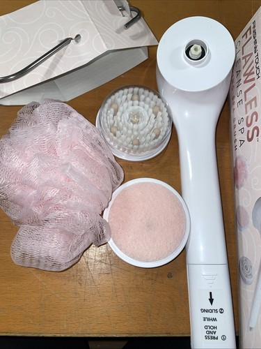 Flawless Cleanse Spa Shower Wand Cordless Spinning Bath Brush+3 Heads ...