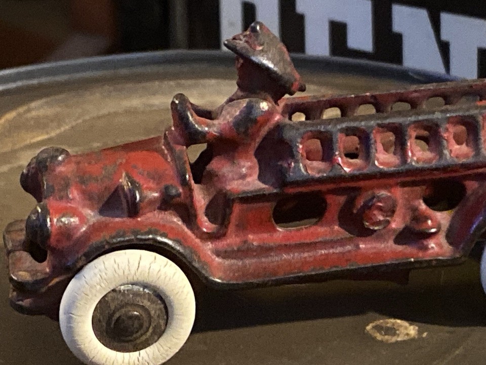 1920s Cast Iron Hook Ladder Fire Truck Toy AC Williams Original Antique ...