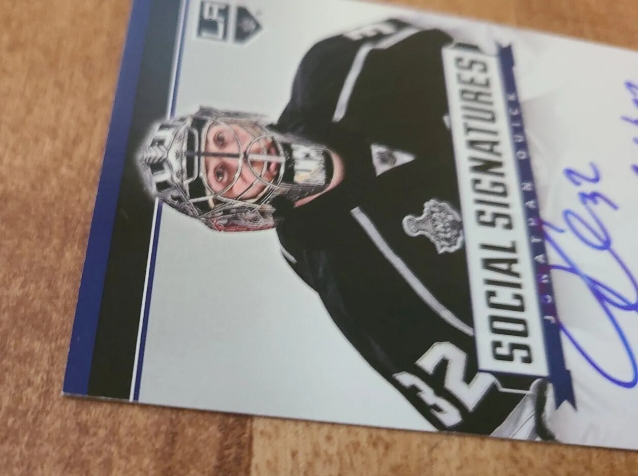 2011-2012 Panini JONATHAN QUICK hard Signed Auto Social Signatures #SS ...