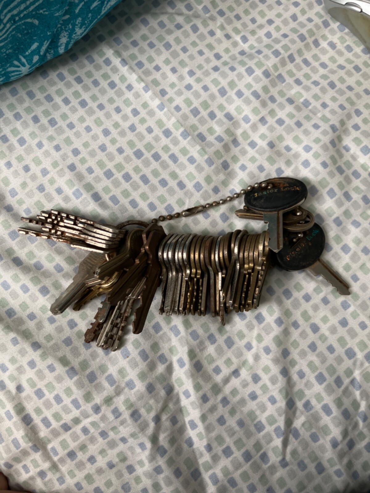 Lot Of 25+ Vintage Master lock Keys | eBay