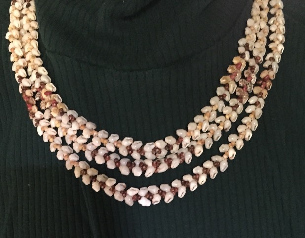 GENUINE HAWAIIAN NIIHAU 24-1/2, 26, 28 INCH CASCADING 3-STRAND ...