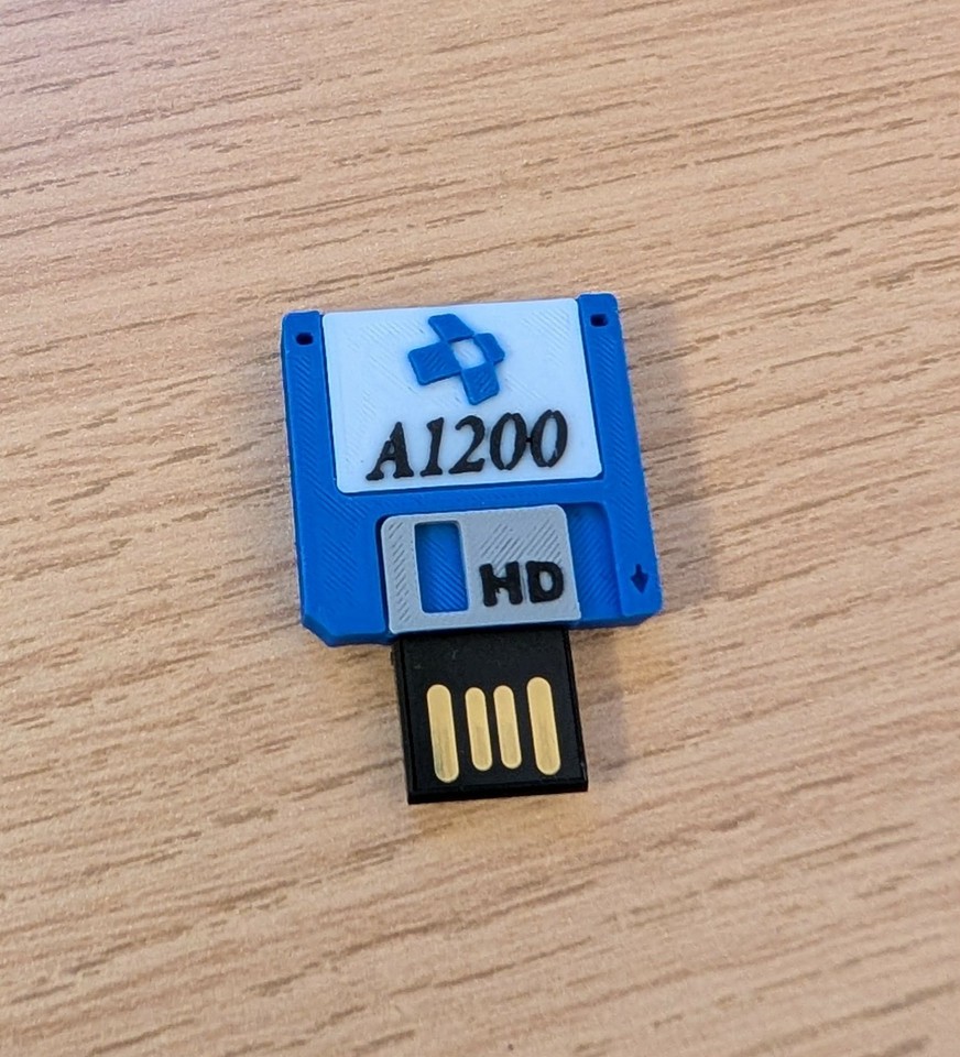The A1200 Retro Amiga floppy Style Flash Drive (64GB) - Retro gift ...
