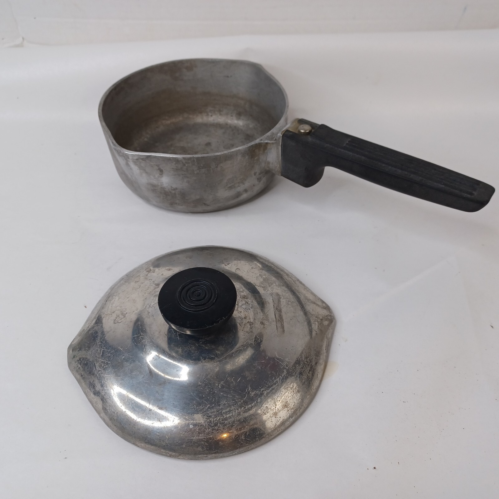 Vintage Magnalite GHC 1 Quart 1 Liter Sauce Pan Double Spout Pot w lid ...