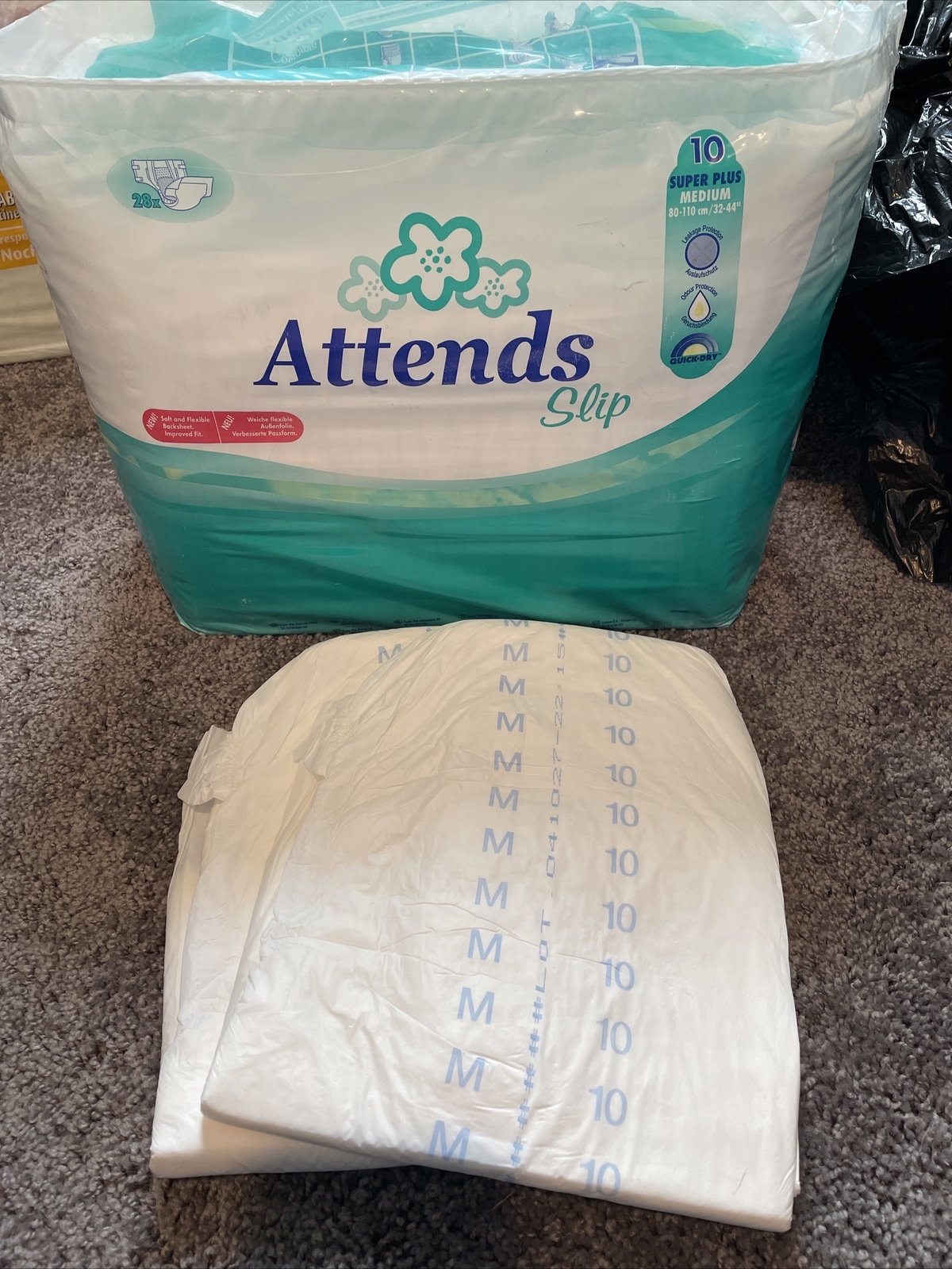 Vintage Attends Diapers