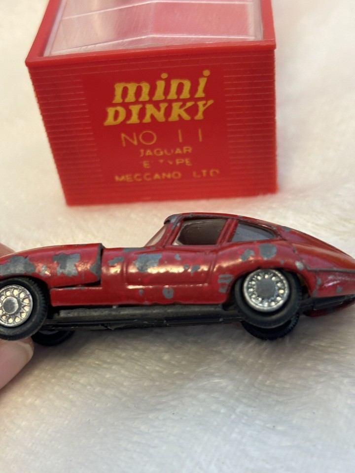 RARE!! VINTAGE MINI DINKY MECCANO Collector Car Set! Read Description ...