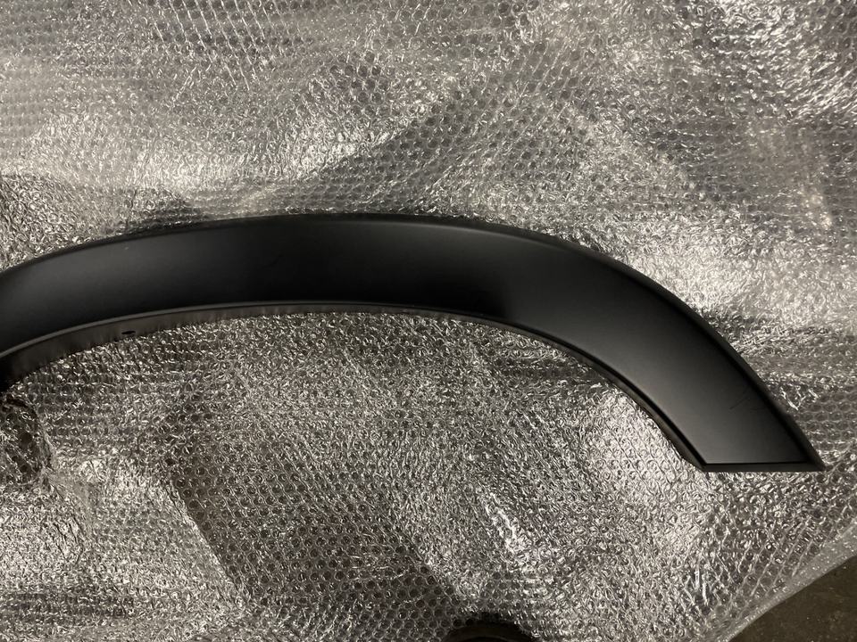 MOPAR OEM RIGHT WHEEL FLARE MOLDING TRIM FOR 2025 2026 RAM 1500 ...