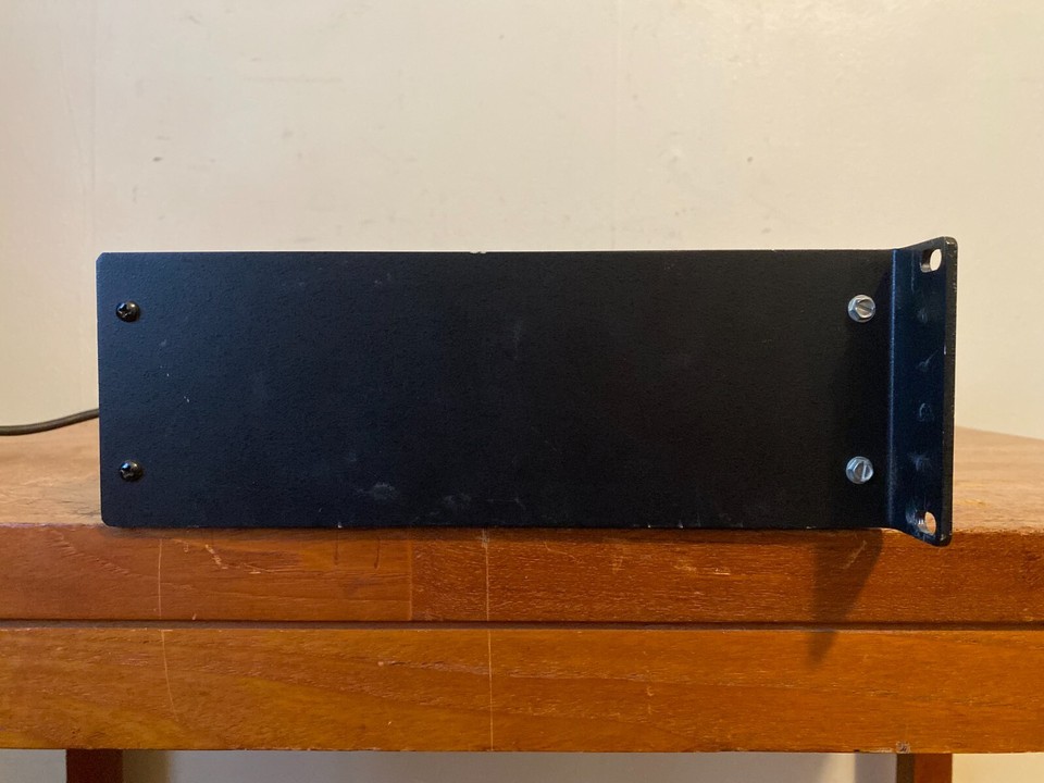 Biamp EQ / 270A 27 Band Professional Graphic EQ. Rack Mount Studio ...