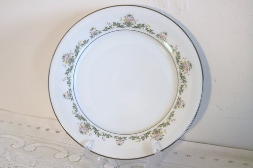 NORITAKE CONTEMPORARY FINE CHINA EARLY SPRING 2362 JAPAN Dinner Plates ...
