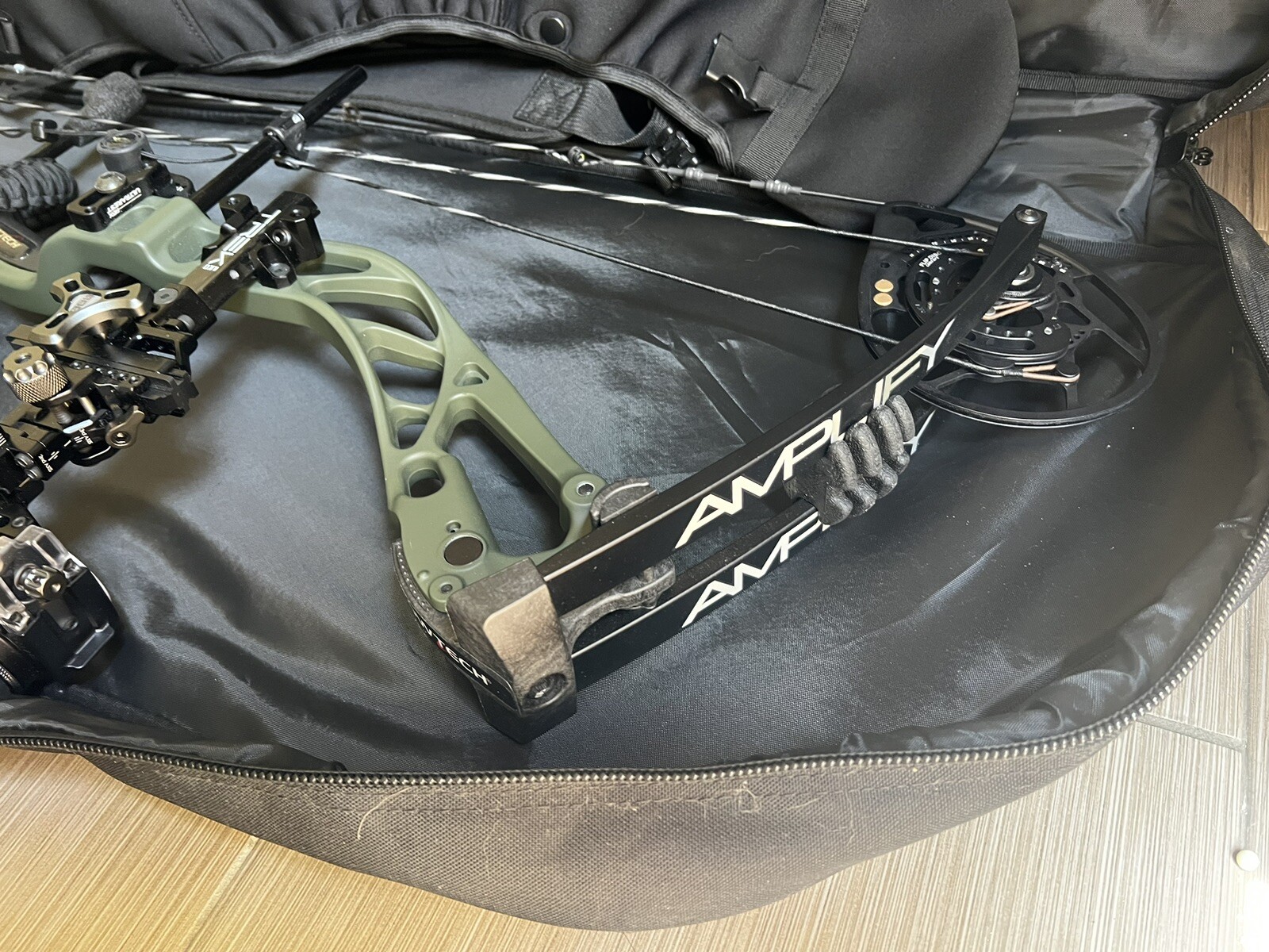 Bowtech Amplify Compound Bow | eBay