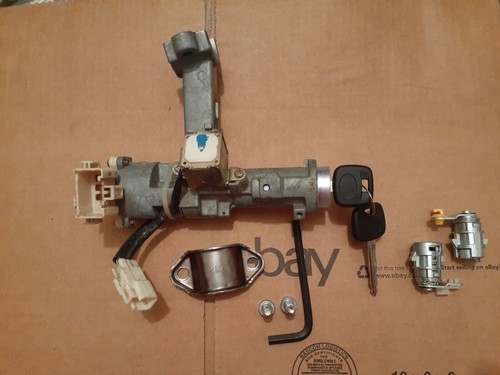 95 to 04 Toyota Tacoma 96-02 4Runner Ignition Switch With 2 NEW Keys ...