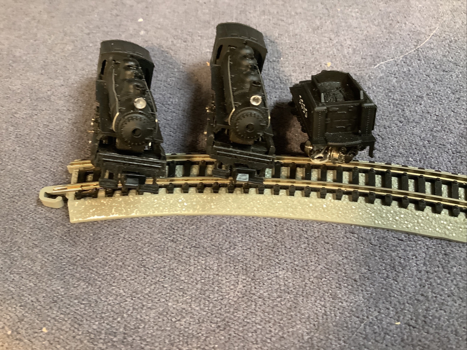 Bachmann N Scale Steam Locomotives And One Tender AT & SF #3283 Moved A ...