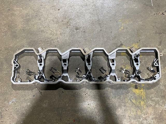 OEM 2013 Cummins QBS, ISB 6.7 Diesel Engine Rocker Lever Housing ...