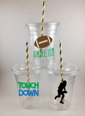 Football Party Cups Set/12 With Lids Straws Footballs | eBay