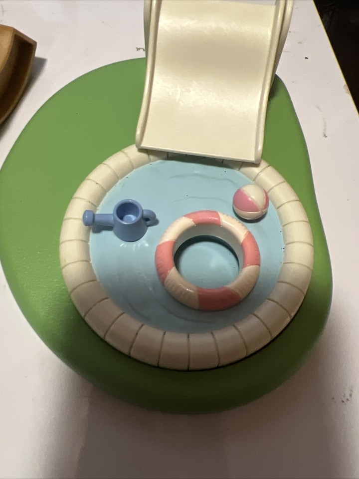 Calico Critters Sandbox & Pool With Slide And Ladder Twin Kittens Epoch ...